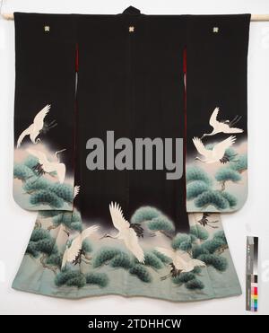 Kimono for an Unmarried Woman, 1920 - 1940 The middle (shitagi) of a ...