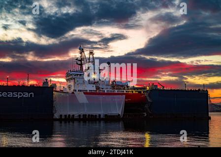 Seaspan Vancouver Drydock, North Vancouver, British Columbia, Canada ...