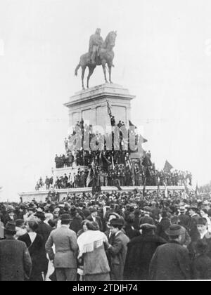 Demonstration in Rome on the occasion of the national taxi drivers ...