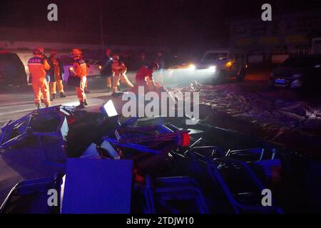 (231219) -- LINXIA, Dec. 19, 2023 (Xinhua) -- This aerial photo shows a ...