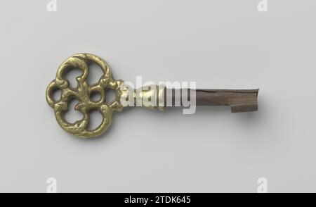Pipe key, c. 1400 - c. 1950 Pipe key with grip on round shaft, massive ...