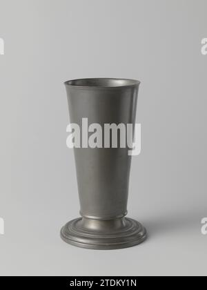 Communion jug and two cups, anonymous, c. 1700 - c. 1750 Tin's Supper ...