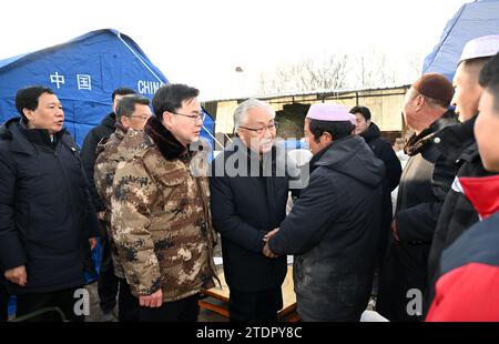 (231219) -- LINXIA, Dec. 19, 2023 (Xinhua) -- This aerial photo shows a ...
