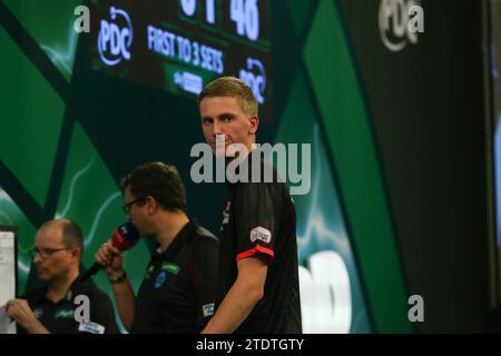 Wessel Nijman during his match against Joe Cullen on day eight of the ...