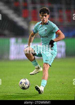 Hector Fort of FC Barcelona in action during the Copa El Rey Round of 8 ...