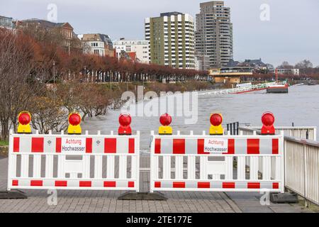 Cologne, Germany, December 16th. 2023, flood of the river Rhine, in the ...