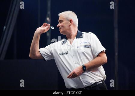 Dartspieler Steve Beaton / Bronze Adonis bei der World Darts Gala 2023 ...