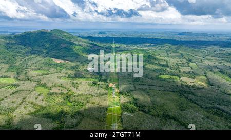 (231220) -- PHATTHALUNG, Dec. 20, 2023 (Xinhua) -- This aerial photo taken on Dec. 19, 2023 ...