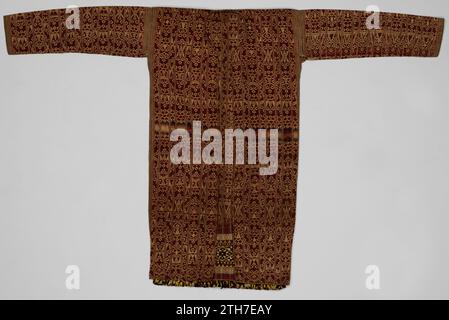 Jas, anonymous, 1900 - 1949 Jacket of the priest (manang) decorated ...