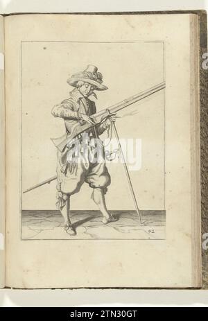Soldier who gives the wick on the rooster of his musket the right place ...