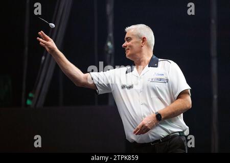 Dartspieler Steve Beaton / Bronzed Adonis bei der World Darts Gala 2023 ...