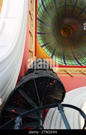 Stained-glass dome and spiral staircase in Queen Victoria Building (QVB ...
