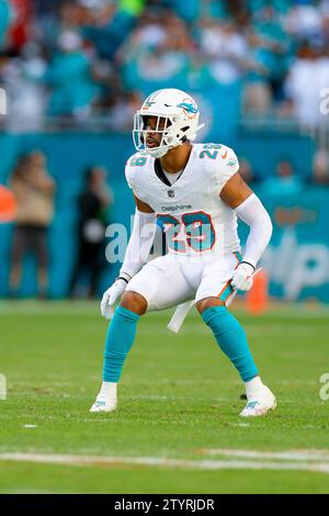 Miami Dolphins safety Brandon Jones (29) in action against the Seattle ...