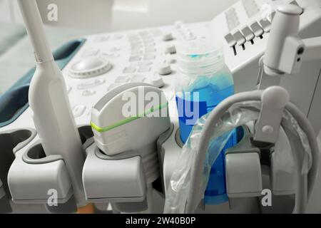 Ultrasound control panel with ultrasonic transducers and transmission ...