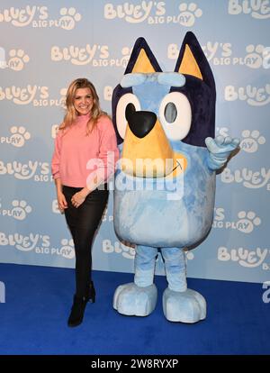 London, UK. 21th December 2023. Rachel Riley and daughter attends Gala ...