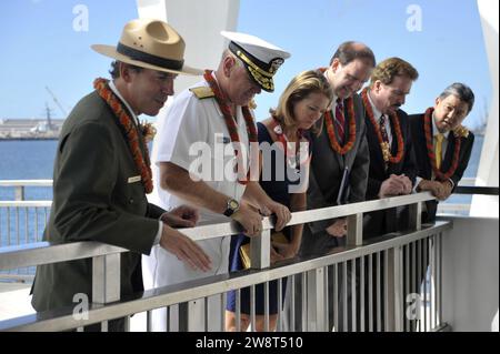 Wreath laying ceremony 140313 Stock Photo - Alamy
