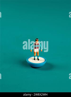 Vintage 1980s West Ham United away kit Subbuteo table football game ...