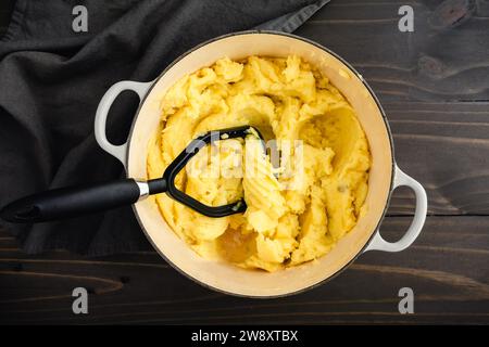 Making Mashed Potatoes in an Enameled Cast-Iron Dutch Oven: Mashing ...