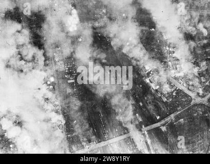 DRESDEN 1945 after the 13-15 February bombing by the RAF and USAAF ...