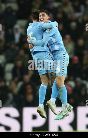 Liam Kitching of Coventry City celebrates his side's goal to make it 2 ...