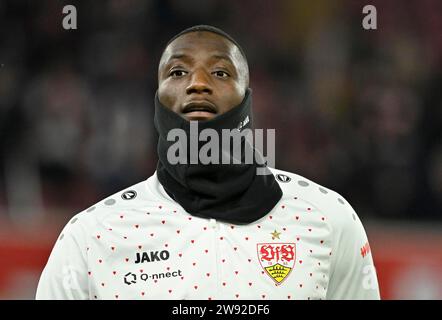 Warm-up, Training, Serhou Guirassy VfB Stuttgart (09) with tube cap ...