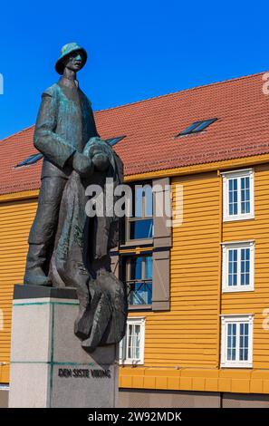 The Last Viking Statue, Midtbyen, Trondheim, Trondelag County, Norway ...