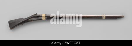 Rifle, anonymous, 1600 - 1649 matchlock rifle Rifle with wick lock ...