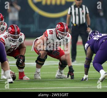 Utah Utes offensive lineman Jaren Kump (68) during an NCAA football ...