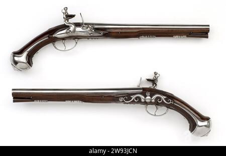 Military flint gun, Anonymous, 1690 - 1700 flintlock pistol Military ...