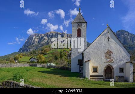 Church of, Umes, Fie allo Sciliar, South Tyrol, Italy Stock Photo - Alamy