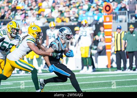 Carolina Panthers wide receiver Adam Thielen warms up prior to an NFL ...