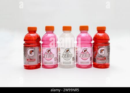 Cool sports drink from Gatorade hydrates you with electrolytes Stock ...