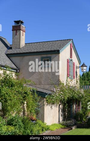USA, Washington, Woodinville, The Herbfarm restaurant in Woodinville ...