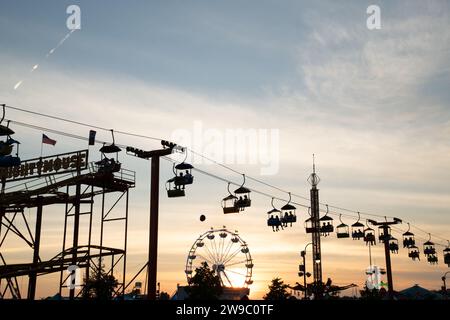 skyride ski lift at state fair Stock Photo - Alamy