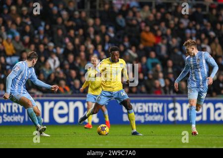 Anthony Musaba of Sheffield Wednesday and Liam Kitching of Coventry ...