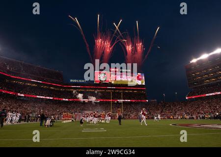 San Francisco 49ers players run a drill during NFL football practice ...