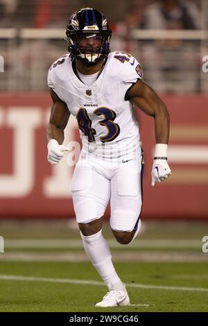 Baltimore Ravens running back Justice Hill (43) carries the ball during ...