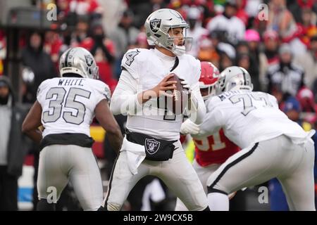 Las Vegas Raiders quarterback Aidan O'Connell (12) rolls out against ...
