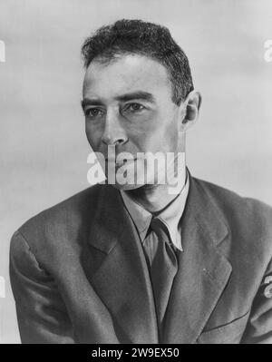 J Robert Oppenheimer. Portrait of the American theoretical physicist, J ...