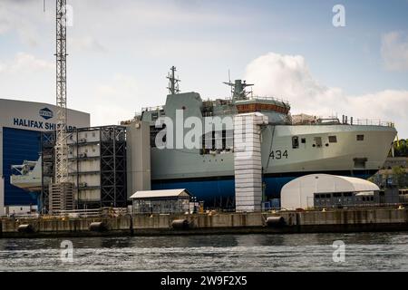 Halifax Shipyard in Halifax, Nova Scotia, Canada (2022 Stock Photo - Alamy