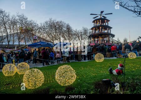 Seattle Christmas Market scene with the Christmas Pyramid, Santa s ...
