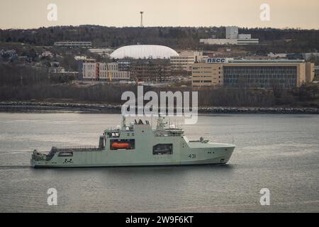 Royal Canadian Navy (RCN) Arctic and Offshore Patrol Ship (AOPV) HMCS ...