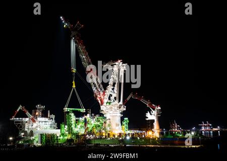 Large crane ship Orion loads windmill components at Dartmouth, Nova ...