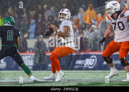 Virginia Tech quarterback Kyron Drones (1) looks to pass against Tulane ...