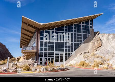 Exterior of the Quarry Exhibit Hall in Dinosaur National Monument near ...