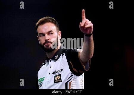 Ross Smith reacts on day two of the Paddy Power World Darts ...
