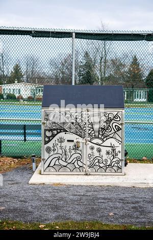 Landscape mural on an electrical box at Bellevue Park tennis courts in ...