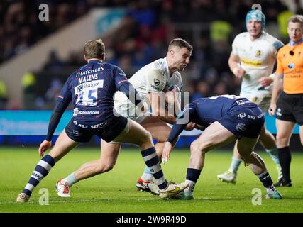 Rich Lane of Rugby Bristol Bears, tackles Cadan Murley of Harlequins ...