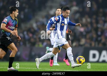 Dragon Stadium, Oporto, Portugal. 29 January, 2026. Pictured left to ...