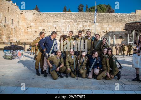 Portrait of soldiers, Induction ceremony for new graduates of the IDF ...